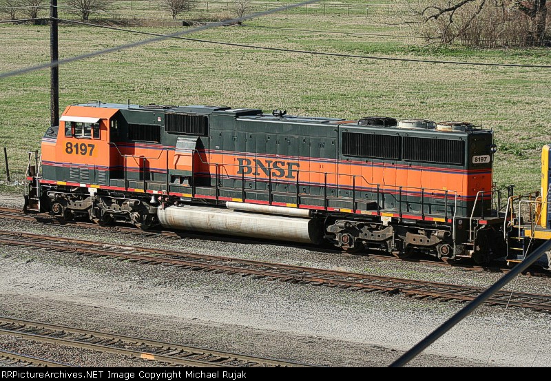 BNSF 8197